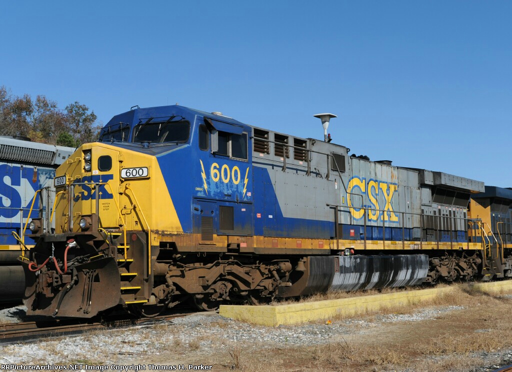 CSXT 600 CW60AC